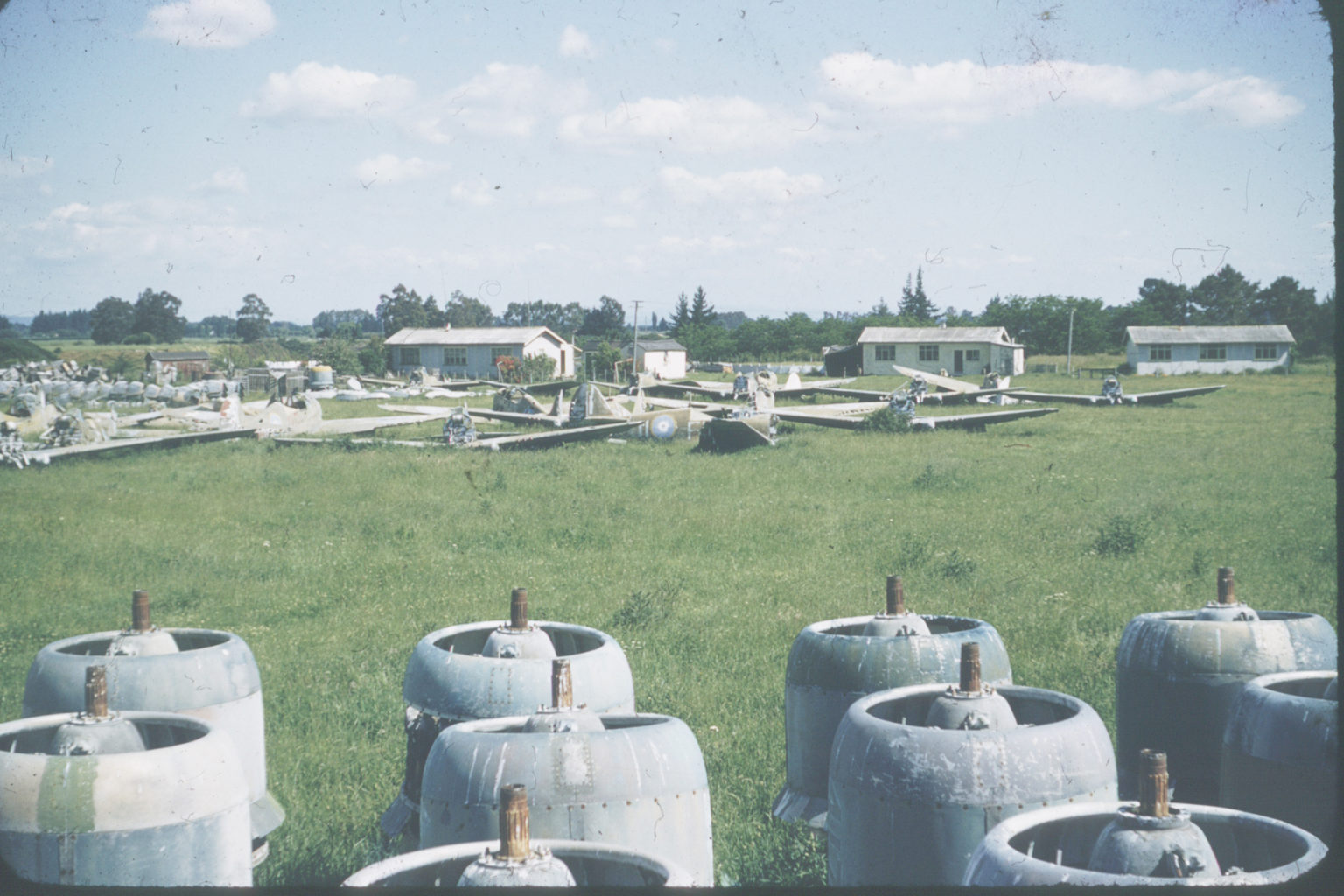 WONZ 225 – Lou Larsen – Rukuhia Graveyard « The Wings Over New Zealand Show