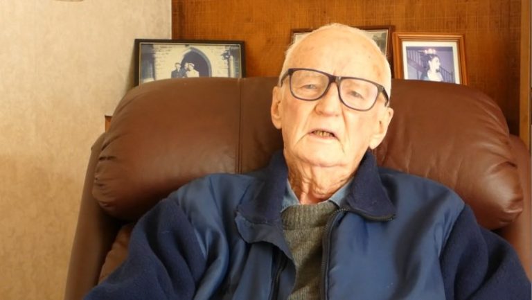 WONZ 264 – Vampire Month: Dave Greenlees « The Wings Over New Zealand Show