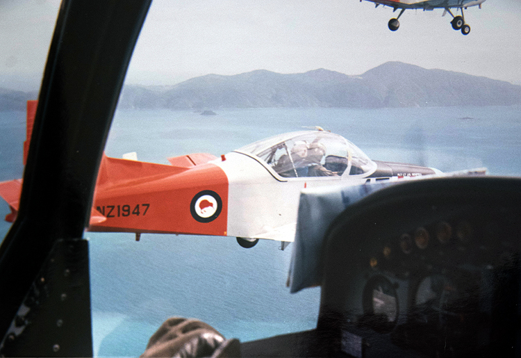 The Red Checkers Aerobatic Display team of the Royal New Zealand Air ...