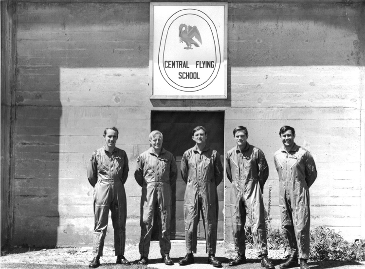 The Red Checkers Aerobatic Display team of the Royal New Zealand Air ...